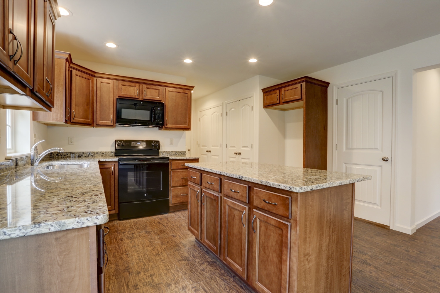 Schultz Home | Solid Rock Builder | Projects Gallery